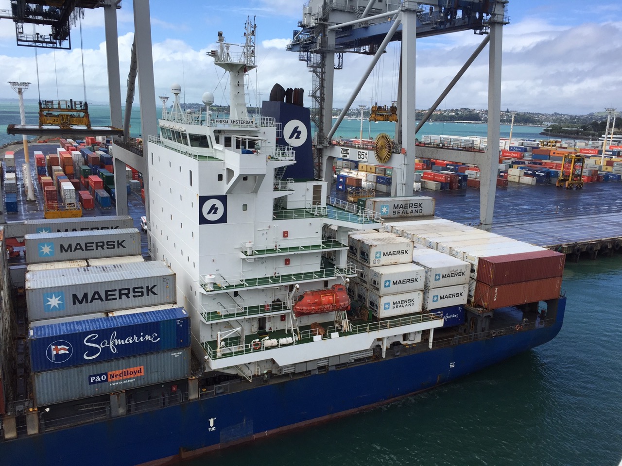 Hartmann Group - Containerschiffe